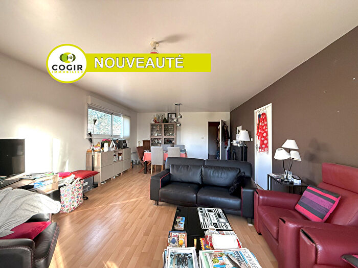 Appartement à vendre - Le Rheu - 4 pièces - 3 chambres
