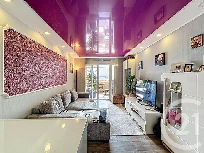 Appartement à vendre - Cannes, Bocca Sud - 1 pièce