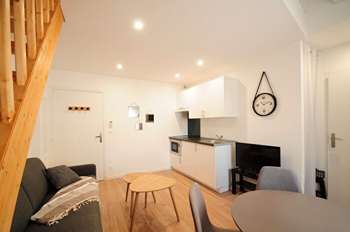 Appartement 2 pièces à louer à Cannes, Petit Juas