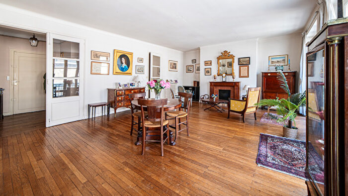 Appartement à vendre - Nantes, Centre-ville - 6 pièces - 4 chambres