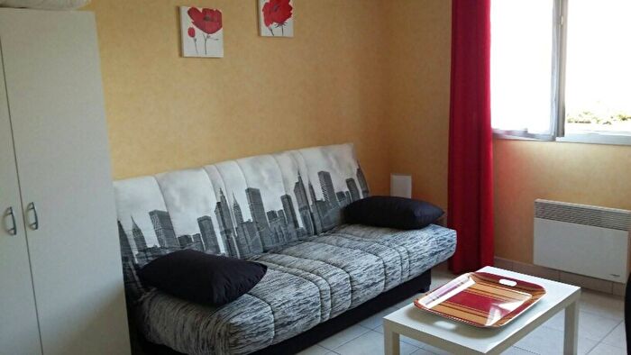 Appartement à louer - Butte, Grette, Besançon - 1 pièce