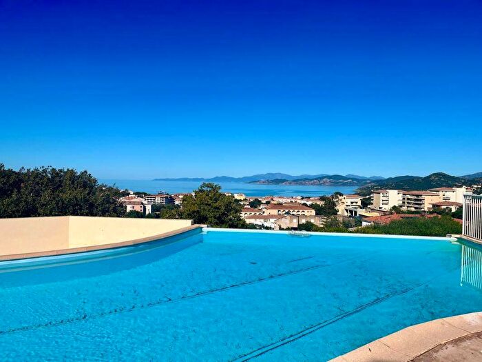 L'Île-Rousse - Appartement 4 pièces à louer