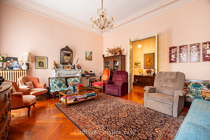 Appartement à vendre - Marseille e , Castellane - 5 pièces - 4 chambres