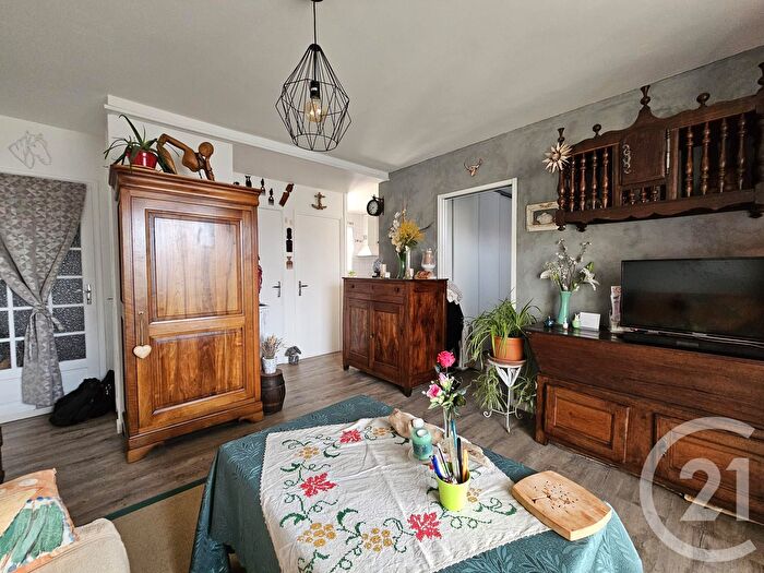 Appartement à vendre - Six-Fours-les-Plages, Font de Fillol, Rayolet, Le Brusc - 2 pièces - 1 chambre