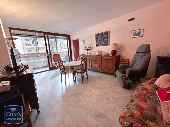 Appartement à vendre - Perpignan, La Gare - 2 pièces - 1 chambre