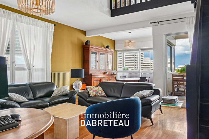 Appartement 4 pièces à vendre à Villeurbanne, Tonkin Sud