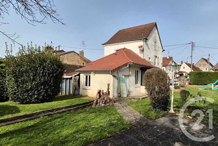 Maison à vendre - Louhans - 5 pièces - 3 chambres