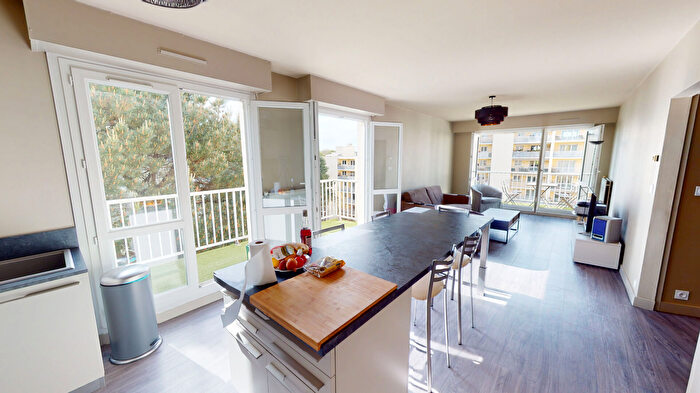 Appartement 6 pièces à vendre à Nantes, Longchamp, Rond-Point de Rennes, Perverie, Américains