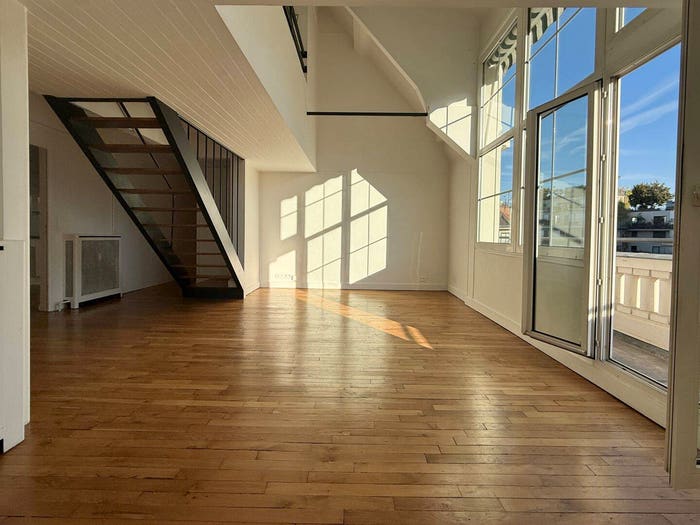 Appartement 4 pièces à louer à Vaugirard-Parc des Expositions, Paris 15ème arrondissement