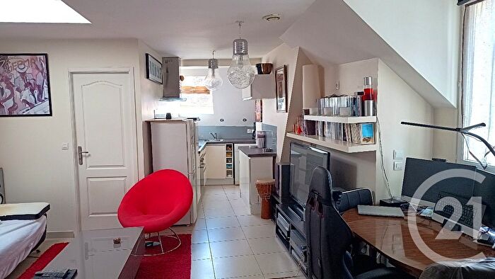 Appartement à vendre - Étampes, Saint-Martin, Saint-Gilles - 2 pièces - 1 chambre