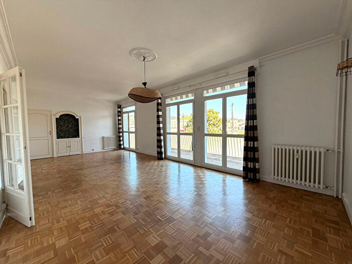 Appartement 4 pièces à Laval, Les Fourches, à vendre