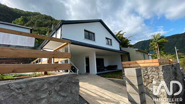 Entre-Deux : Maison 6 pièces à louer