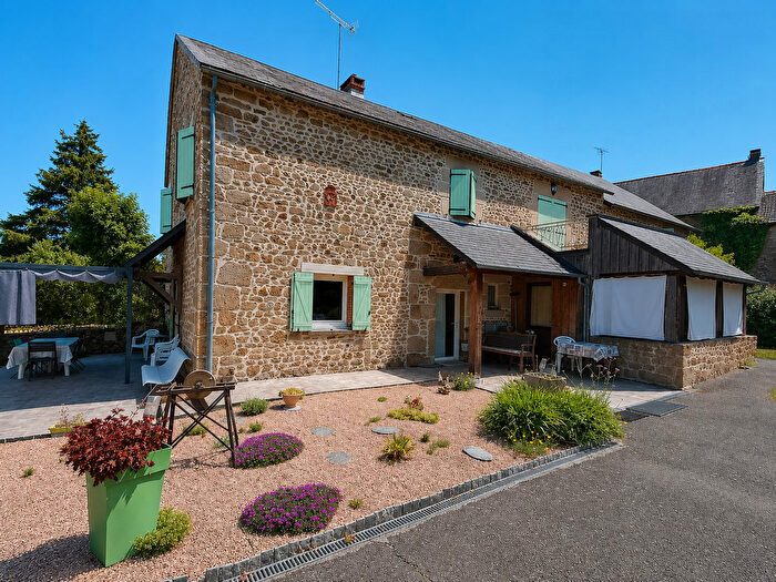 Maison 7 pièces à vendre à Saint-Chabrais