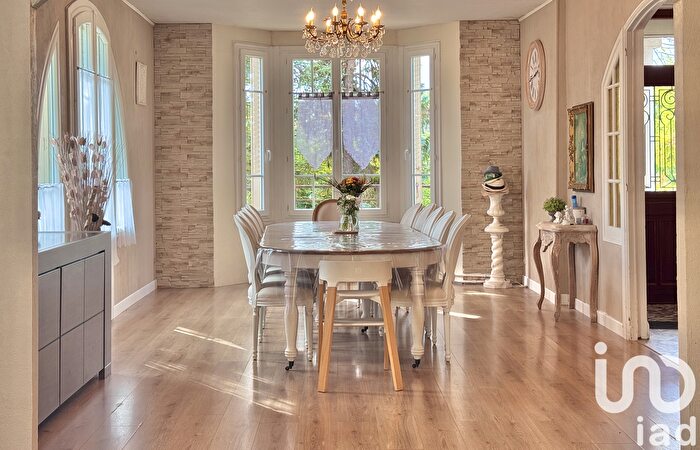 Maison à vendre - Cravant - 6 pièces - 4 chambres