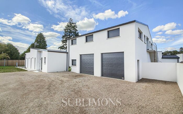 Elven - Maison 9 pièces à vendre