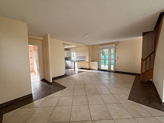 Maison à vendre - Saint-Côme-de-Fresné - 6 pièces - 4 chambres