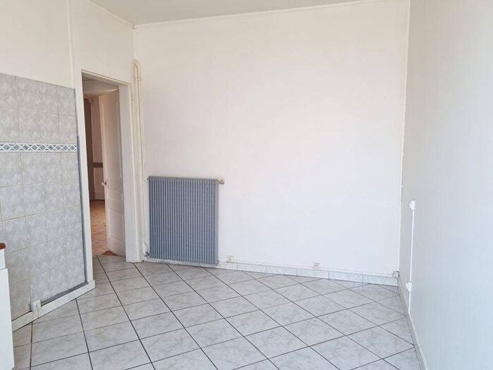 Appartement 3 pièces à louer - Izieux-La Varizelle-La Chabure-Le Creux, Saint-Chamond