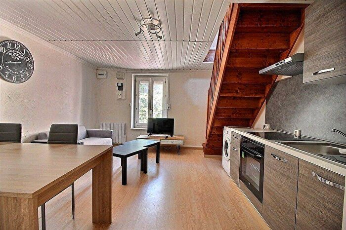 Appartement à louer - Saint Laurent-Molette, Le Creusot - 3 pièces - 2 chambres