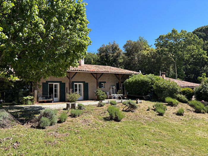 La Garde-Freinet : Maison 10 pièces à vendre