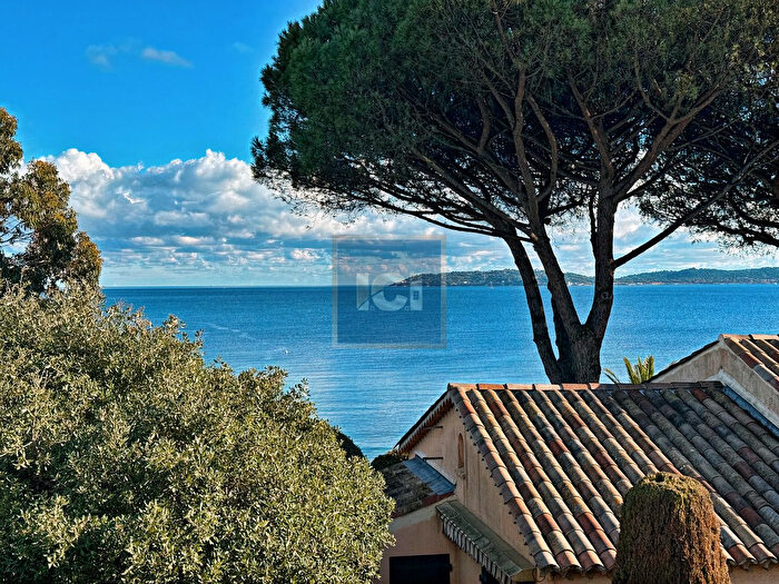 Maison à vendre - Sainte-Maxime - 7 pièces - 5 chambres