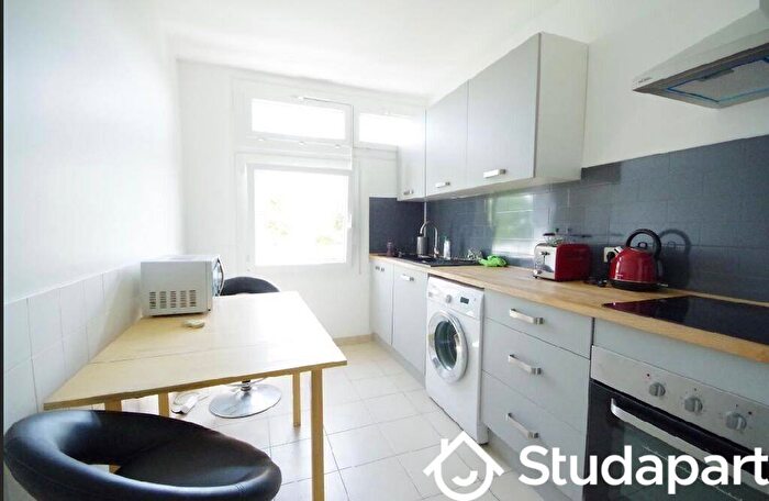 Appartement à louer - Villejean-Beauregard, Rennes - 1 pièce - 2 chambres