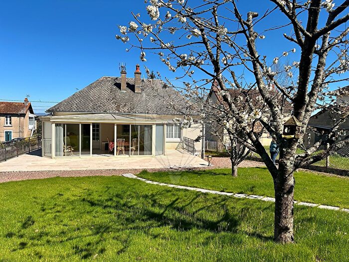 Cercy-la-Tour : Maison 5 pièces à vendre