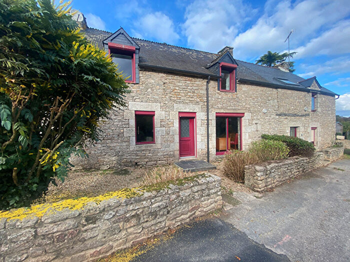 Maison à vendre - Saint-Servant - 6 pièces - 5 chambres