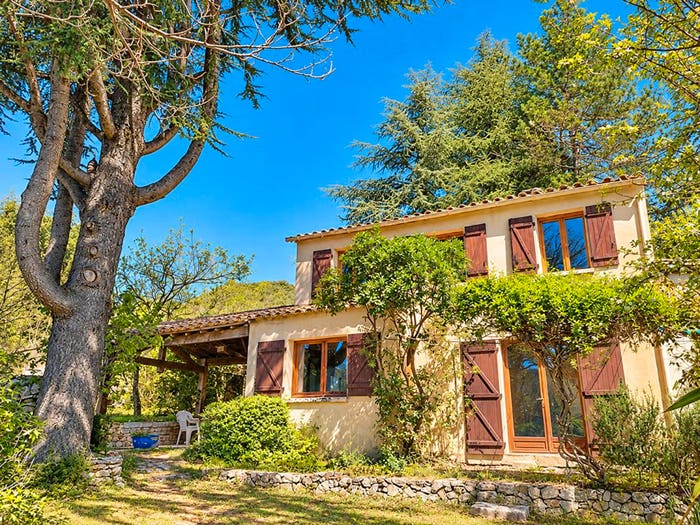 Notre-Dame-de-la-Rouvière : Maison 6 pièces à vendre