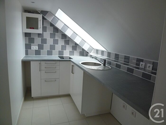 Gif-sur-Yvette, Centre-ville, Mérantaise : Appartement 2 pièces à louer