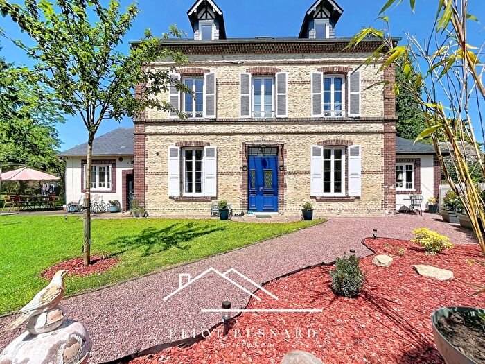 Maison 6 pièces à vendre à Saint-Julien-le-Faucon