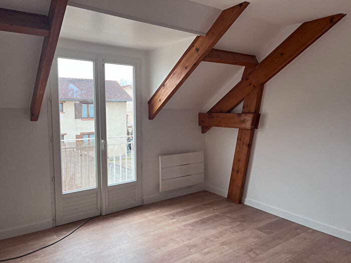 Appartement 3 pièces à Aubevoye, à louer