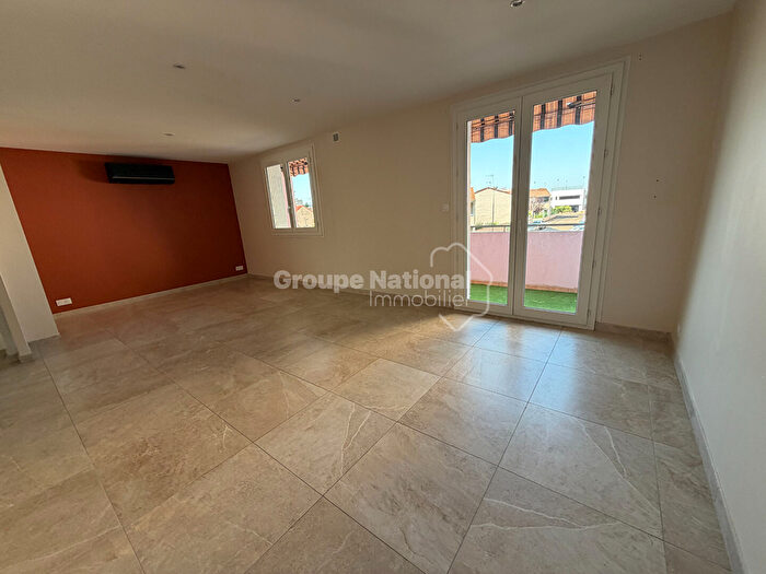 Nîmes, Ville Active - Appartement 3 pièces à louer