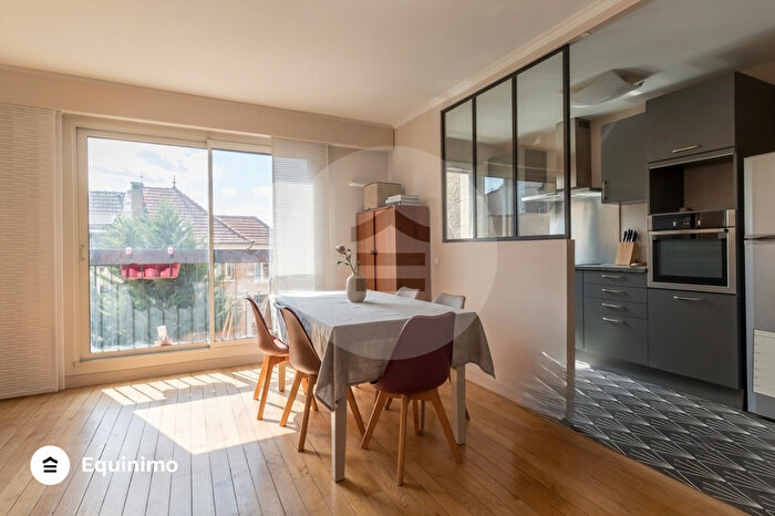 Puteaux, Centre-ville - Appartement 4 pièces à vendre