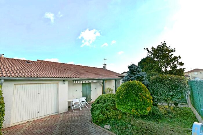 Maison à vendre - Meyzieu, Nord Est - 4 pièces - 3 chambres
