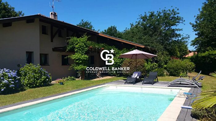 Maison à vendre - Parentis-en-Born - 8 pièces - 6 chambres