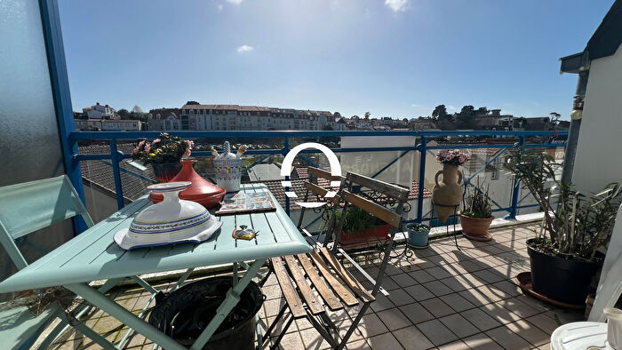 Appartement à vendre - Pornic, Centre-ville, Halles, Bourg aux Moines - 4 pièces - 3 chambres