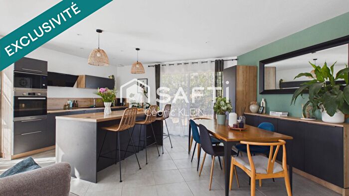 Maison 6 pièces à Ardentes, à vendre