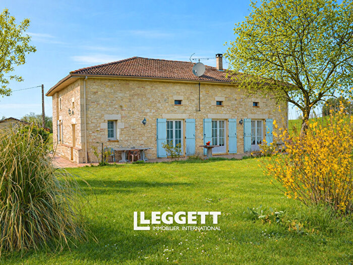 Maison à vendre - Beaugas - 4 pièces - 3 chambres