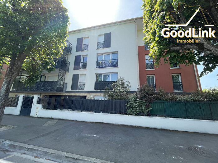 Appartement à vendre - Saint-Fargeau-Ponthierry - 3 pièces - 2 chambres