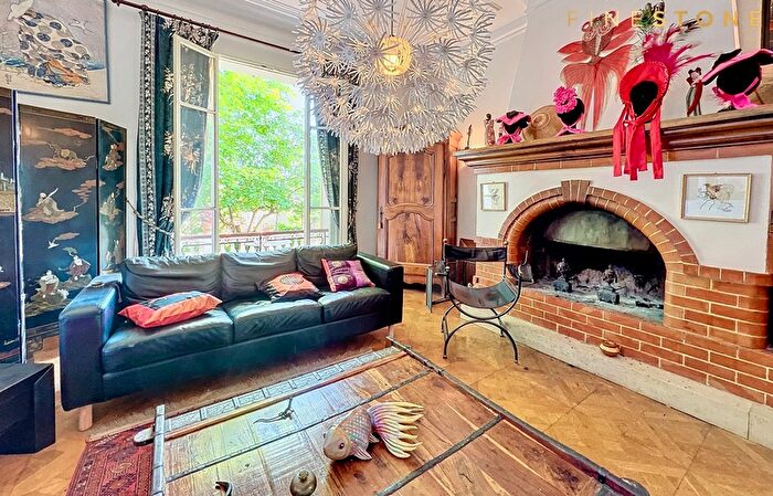 Maison à vendre - Aubagne, Passons, Verdun - 10 pièces - 5 chambres