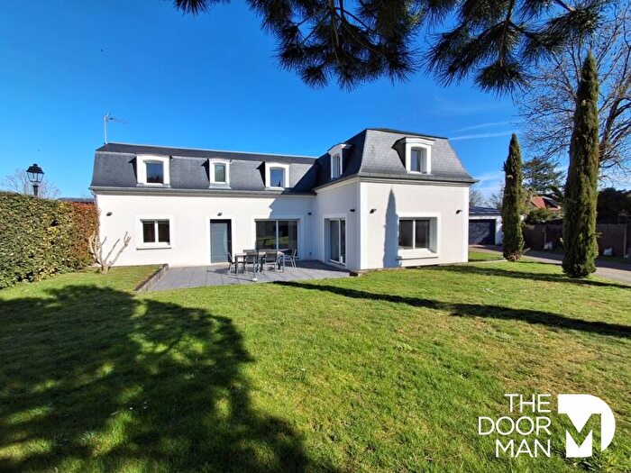 Maison à vendre - Auffargis - 6 pièces - 3 chambres