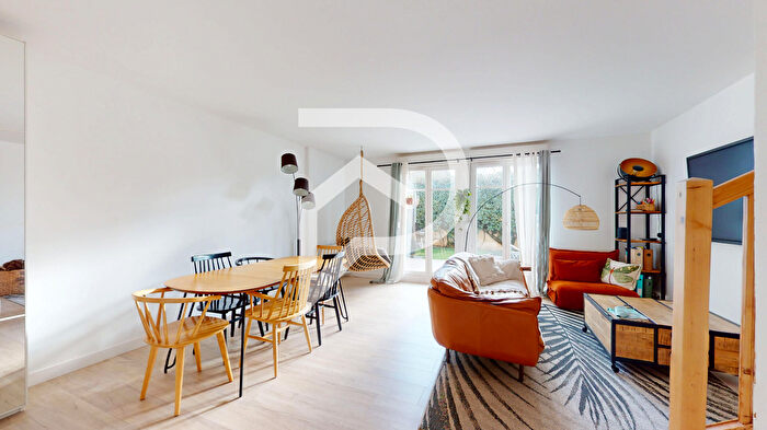 Maison à vendre - Noisy-le-Roi - 5 pièces - 4 chambres