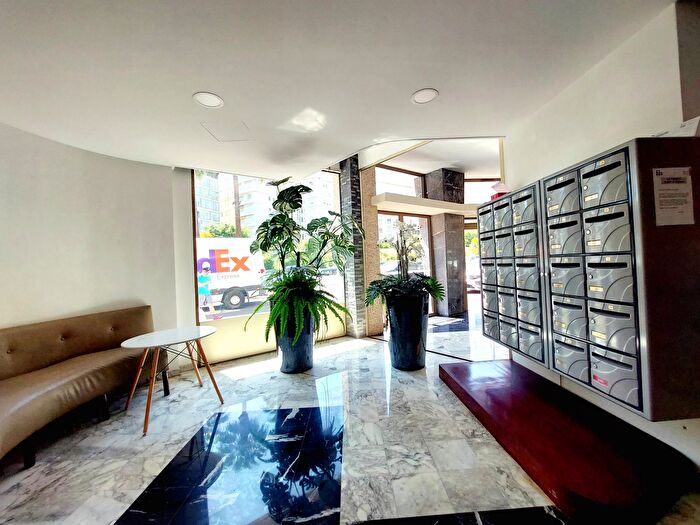 Cannes, Pointe Croisette - Appartement 1 pièce à vendre