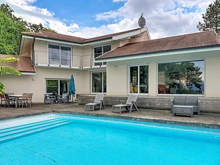 Maison 5 pièces à Massongy, à vendre