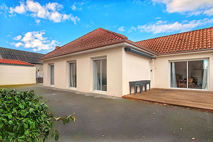 Maison à vendre - Lons - 5 pièces - 4 chambres