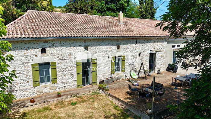 Castelnau-sur-Gupie : Maison 4 pièces à vendre