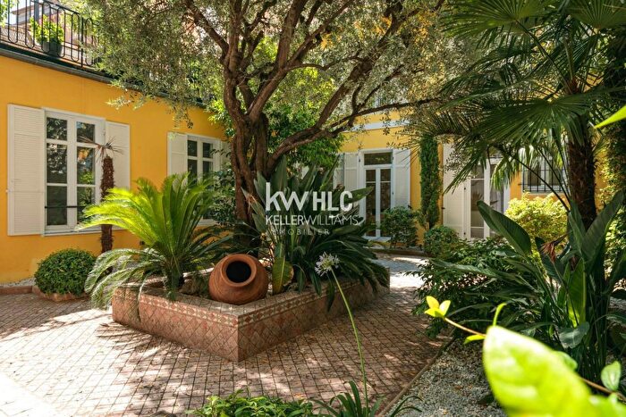 Maison à vendre - Cannes, Centre-ville - 4 pièces - 3 chambres