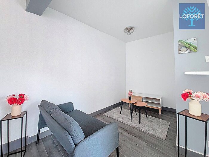 Appartement à louer - Centre-Plaine dElite, Brignais - 2 pièces - 1 chambre