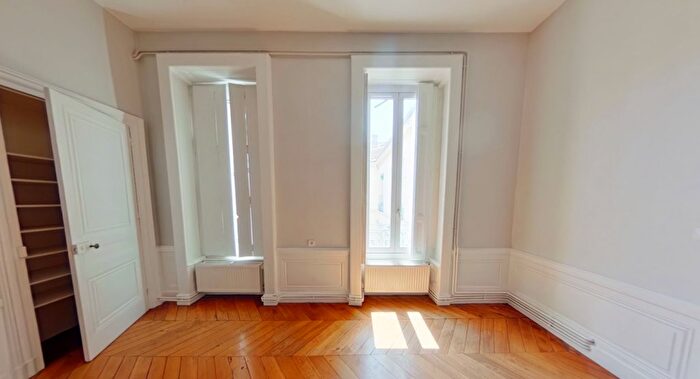 Appartement à louer - Lyon e , Tête dOr, Vitton - 5 pièces - 4 chambres