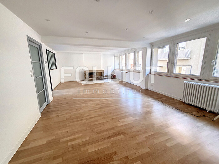 Appartement à louer - Vire, Centre-ville, Gare - 4 pièces - 3 chambres